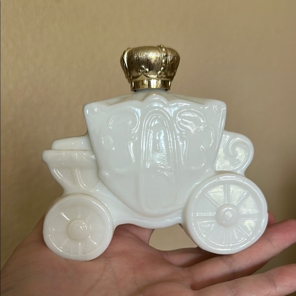 Avon | Accents | Avon White Royal Coach Perfume Bottle | Poshmark